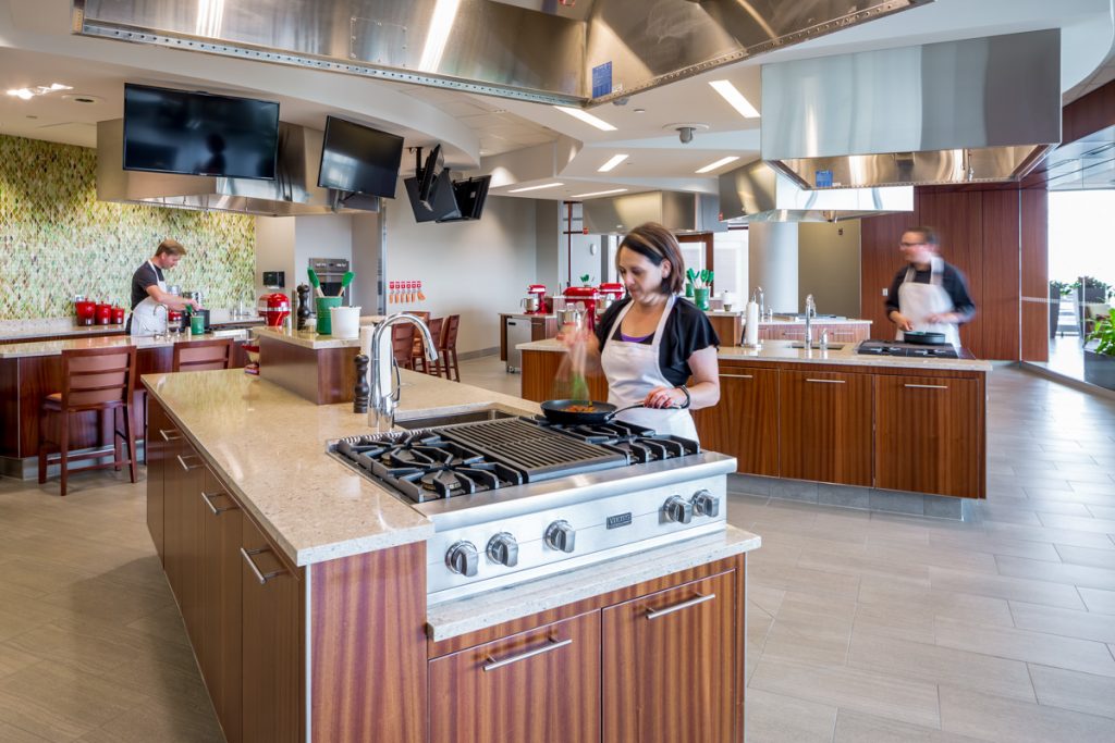 Mayo Clinic – DAHLC – FARM KID STUDIOS